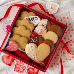 Assorted Cookies Box | Handcrafted Cookies Box | Gift Cookies Box ...