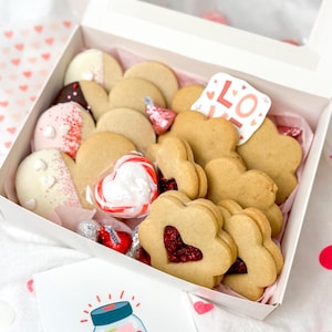 Valentine's Day Cookie Box | Valentine's Cookie Gift | Assorted Heart Cookies | Assorted Cookies ...