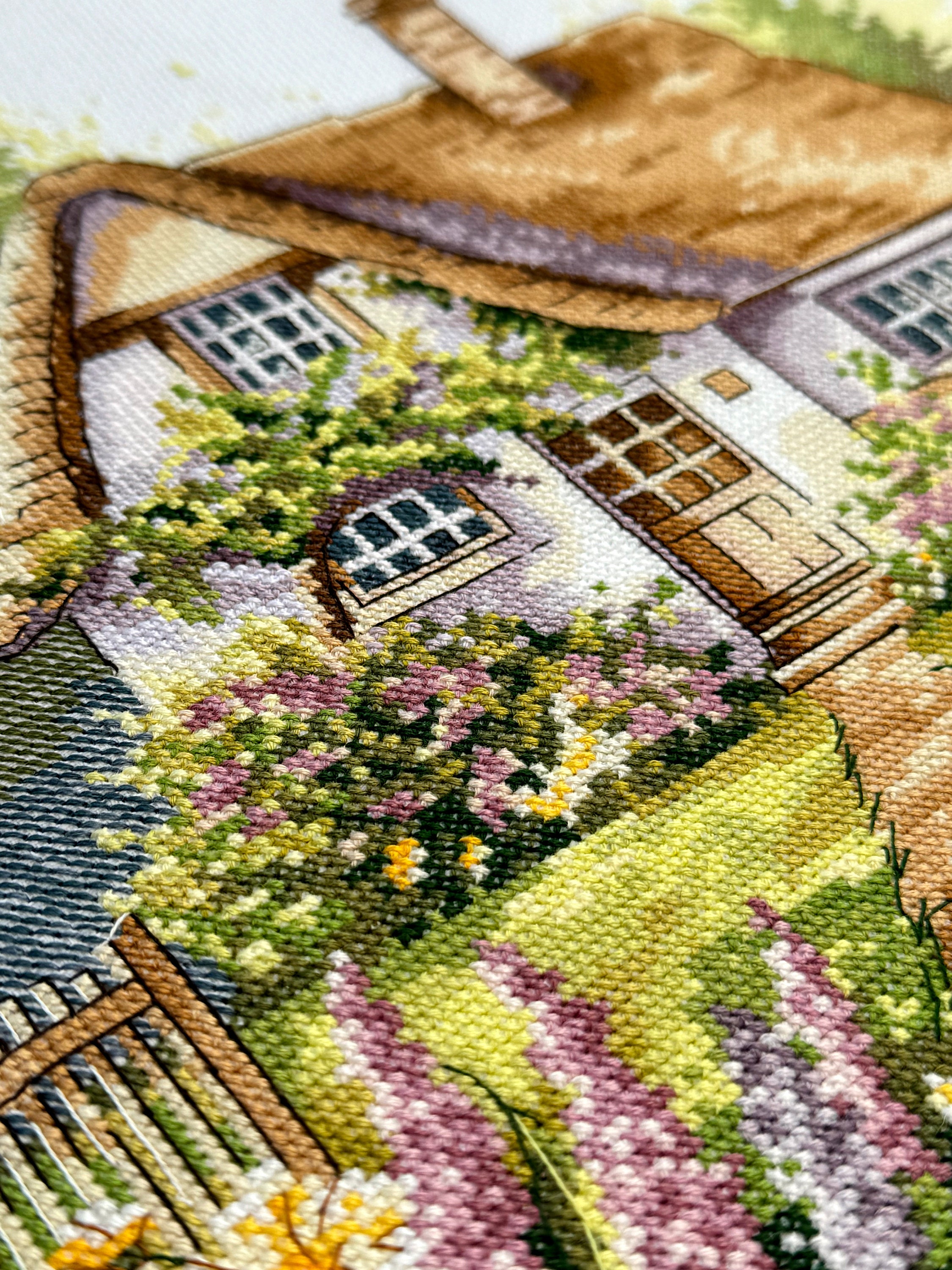 KIT English House & Garden Cross-stitch Kit Summer Little Cottage ...