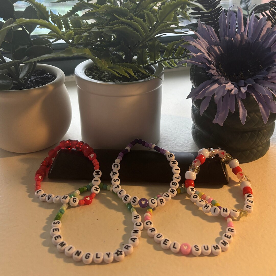 10-pack Eras Tour Friendship Bracelets - Etsy