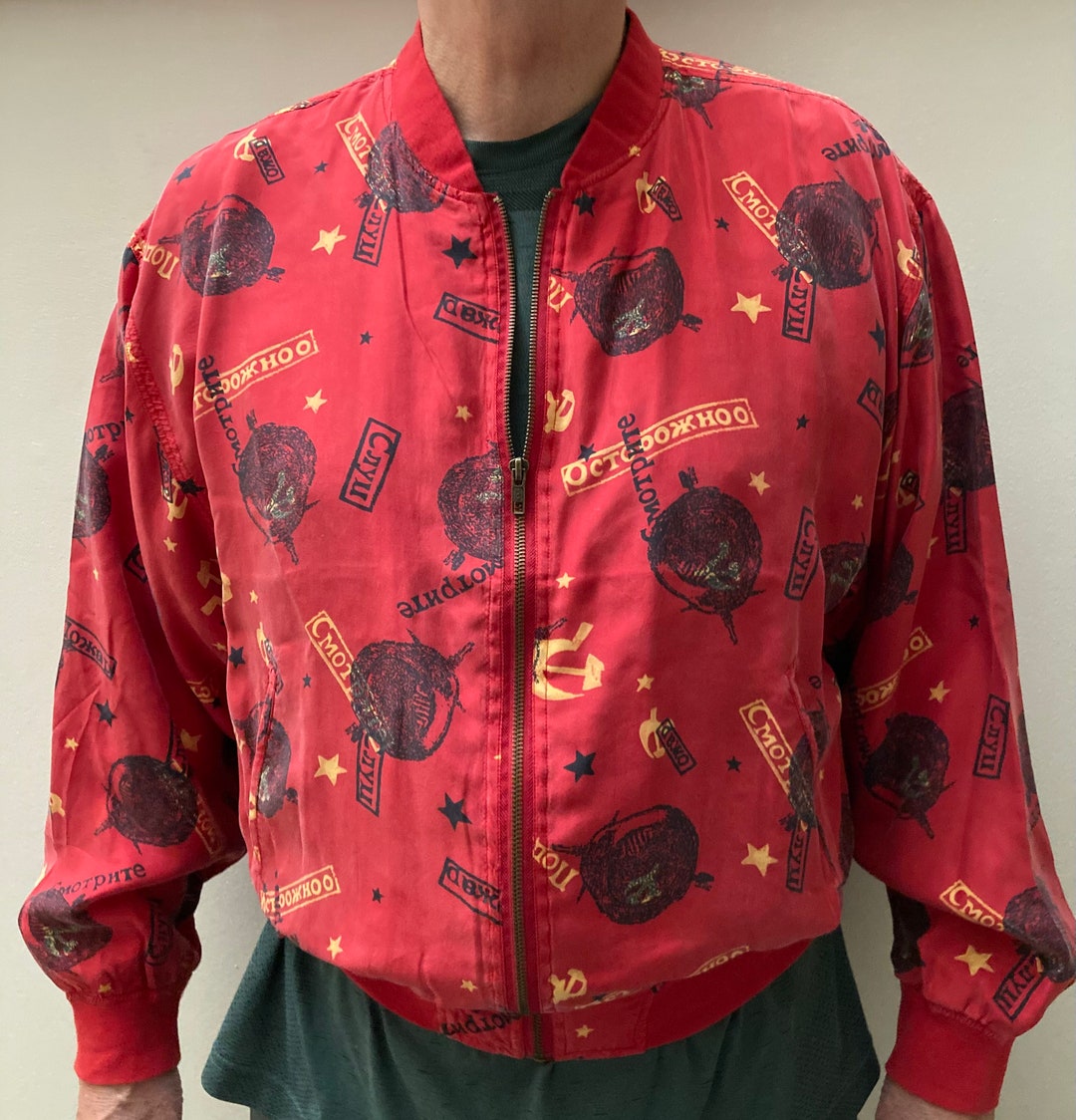 RARE Vintage Beatles Back in the USSR Vintage Rock Embassy Concert Red ...