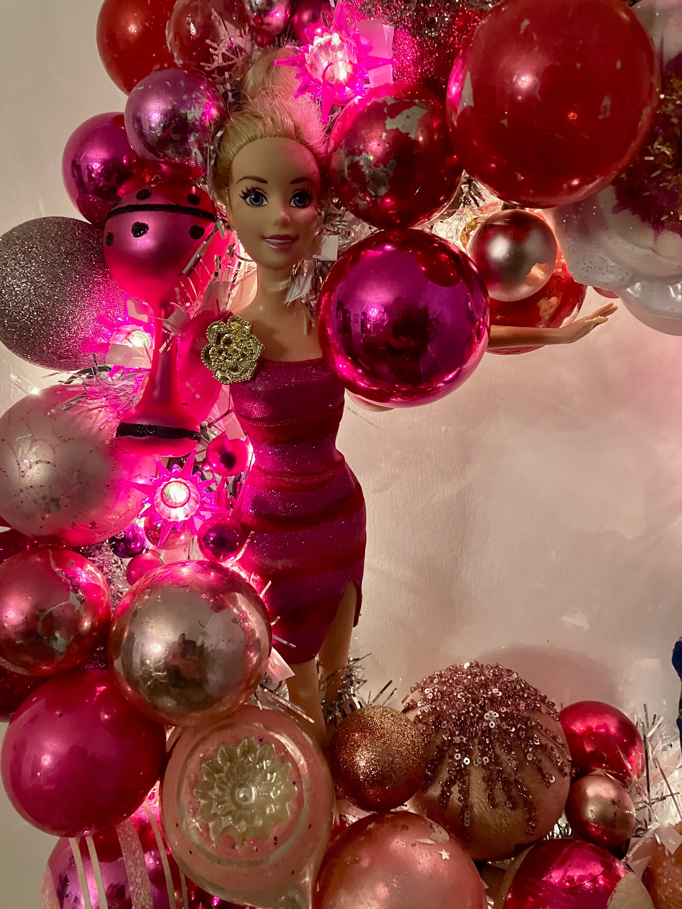 C’mon Barbie Let’s Go Party 24” Lit Vintage Christmas Ornament Wreath ...