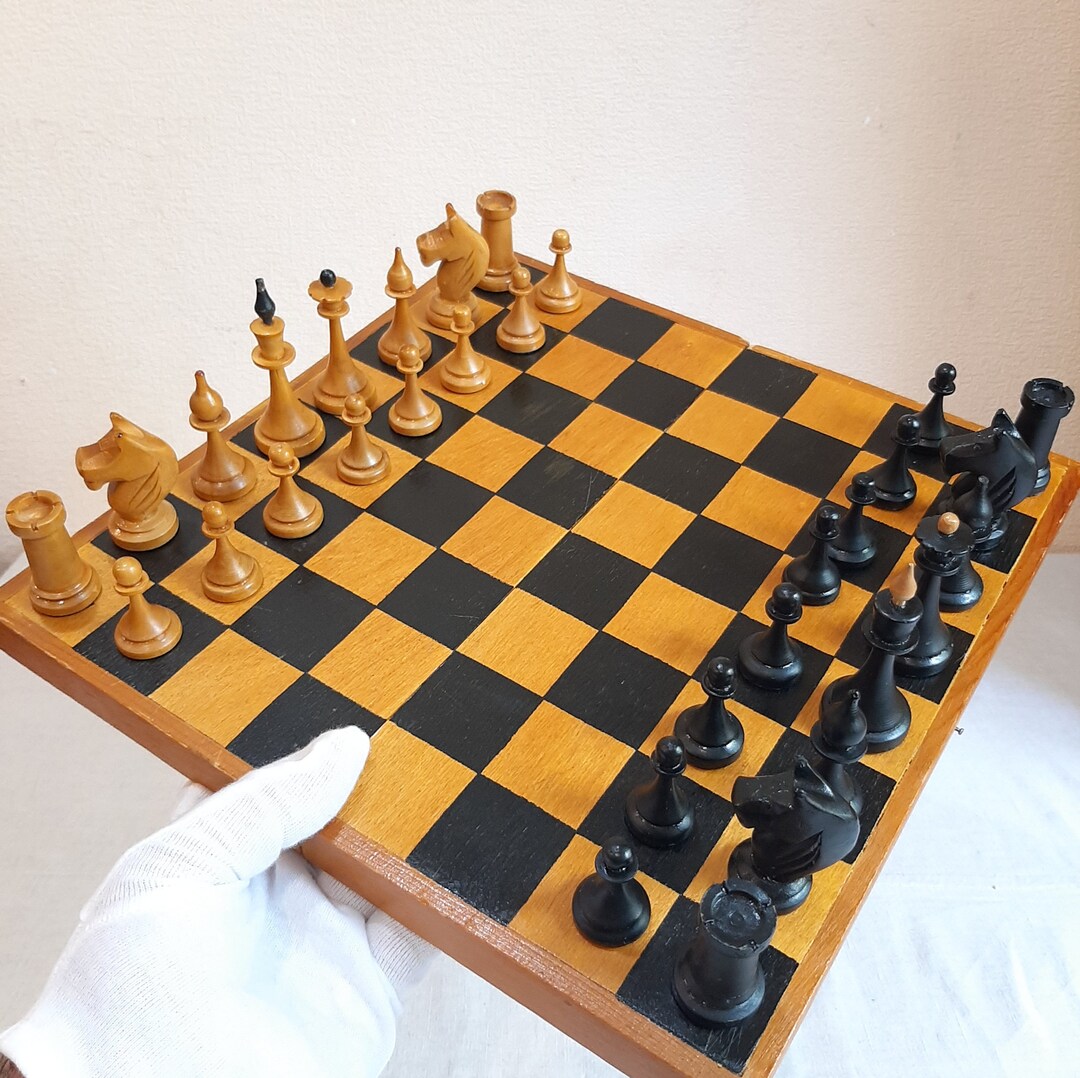 Old Soviet Small Chess Set From the 1960s. Very Good Condition USSR ...