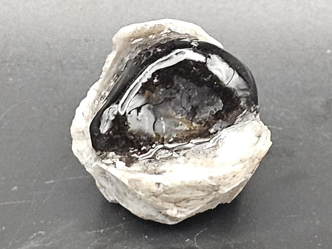 Apache Tear in Perlite Matrix 9gms Obsidian Crystal Gem Healing Reiki ...