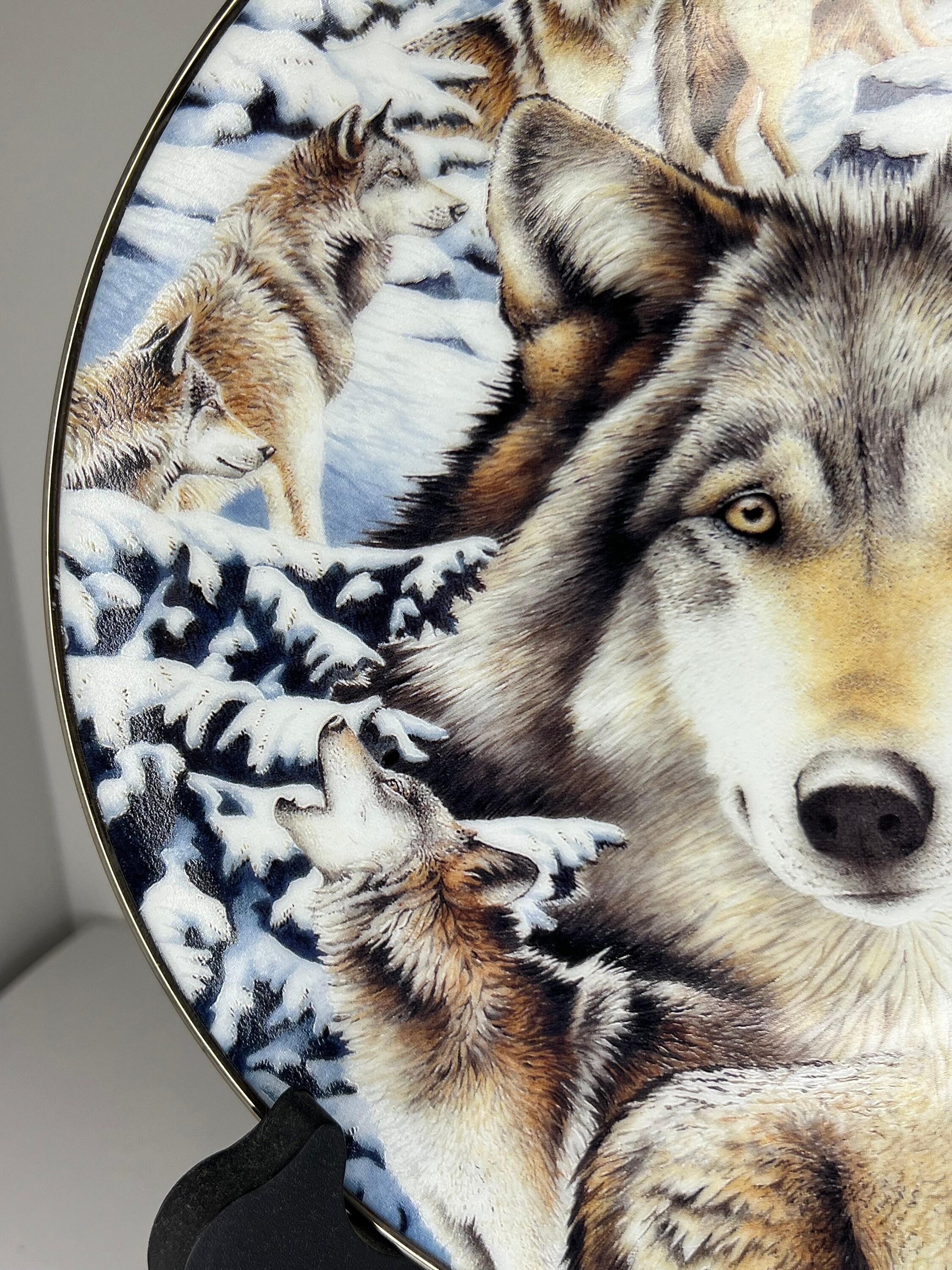 1997 Limited Edition Collectors Wolf Plate: snow Sentinals - Etsy