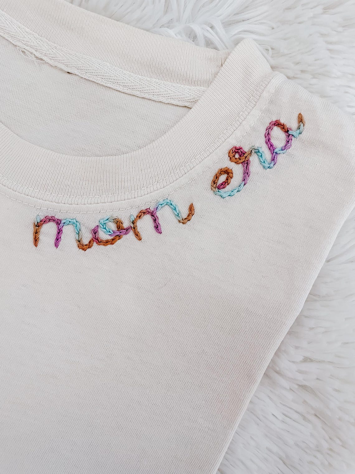 Mom Era Stick and Stitch Embroidery Pattern, Curved Collar Design - Etsy