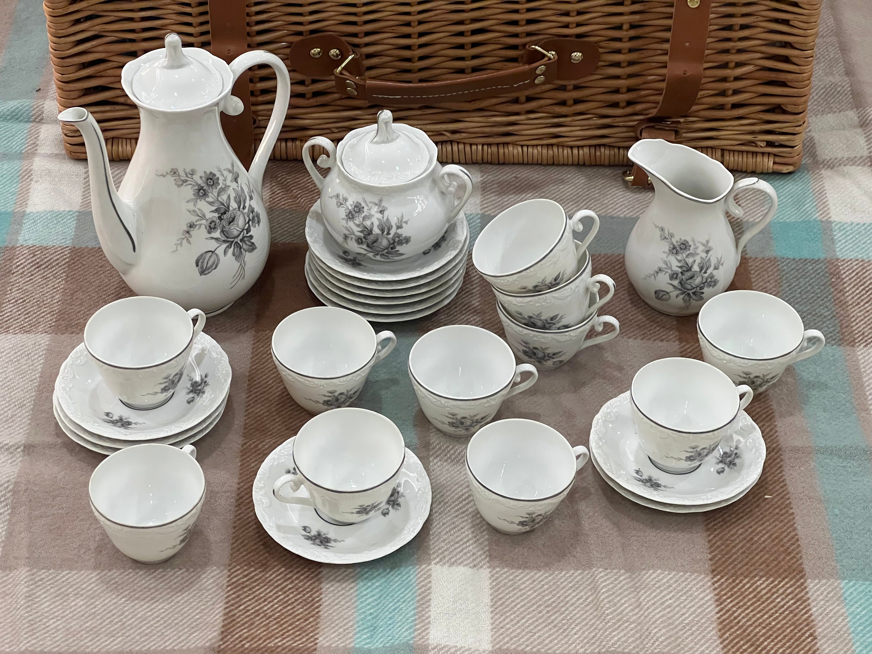 Vintage SPAL Portugal 37 Pieces Tea Set - Etsy