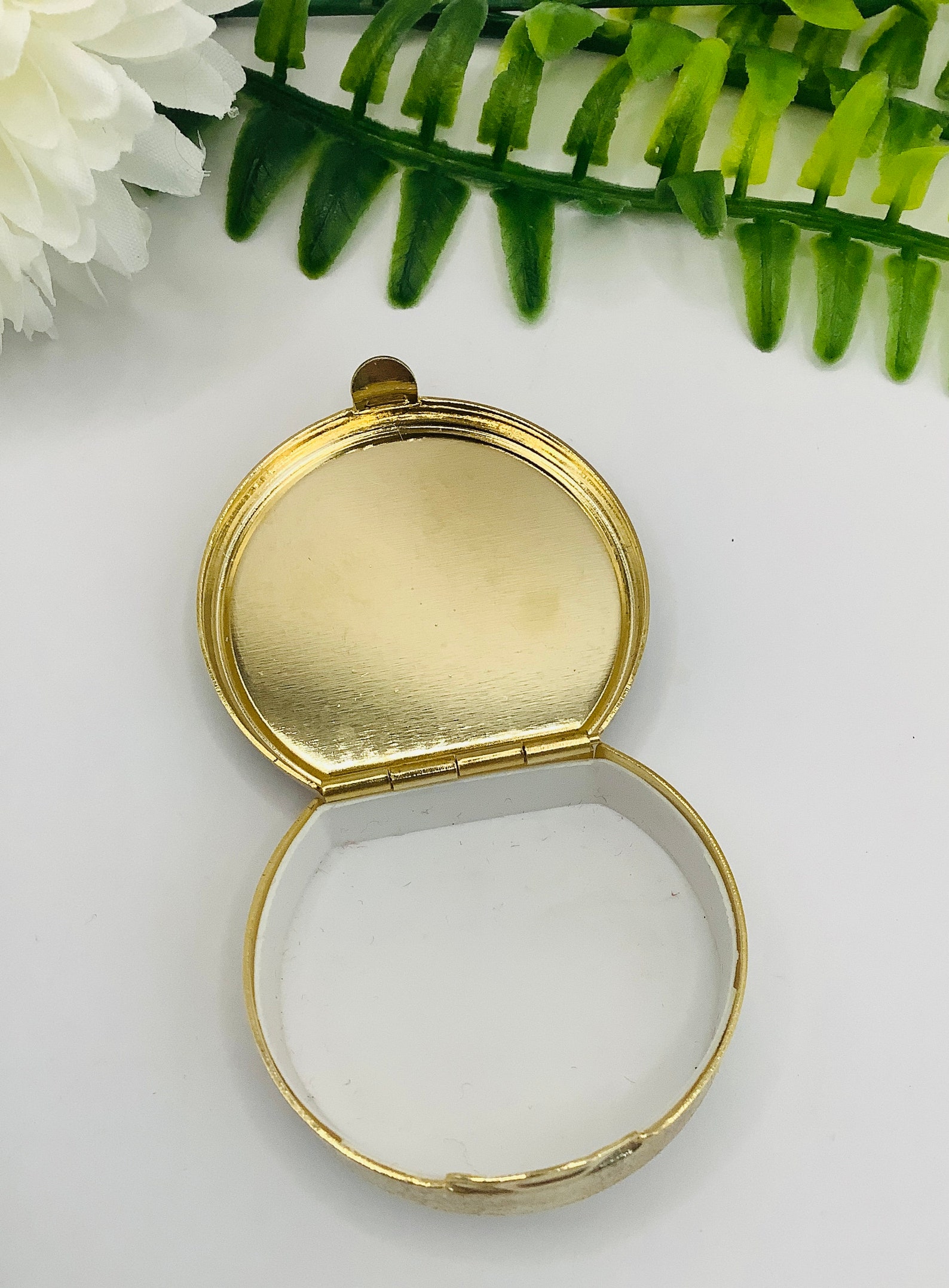 Vintage French Limoges Enamel Small Metal Pill Box / Trinket Box ...