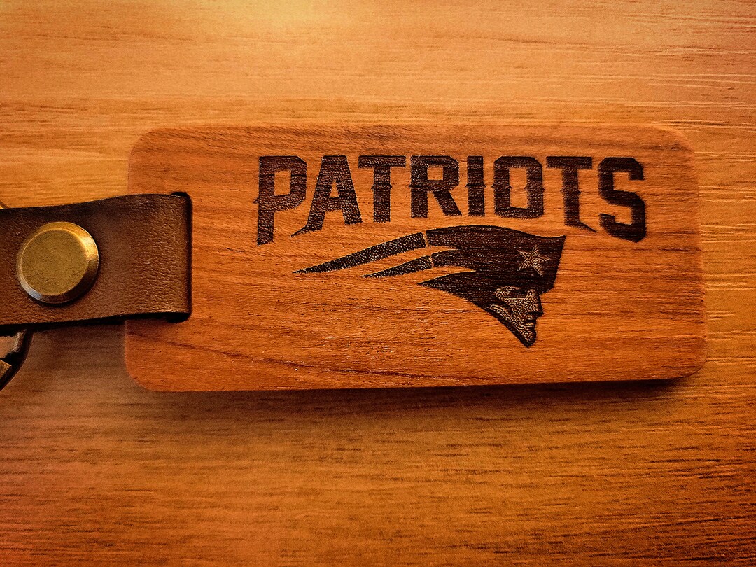 New England Patriots Keychain,sports Team Lover Key Ring,natural Wooden ...