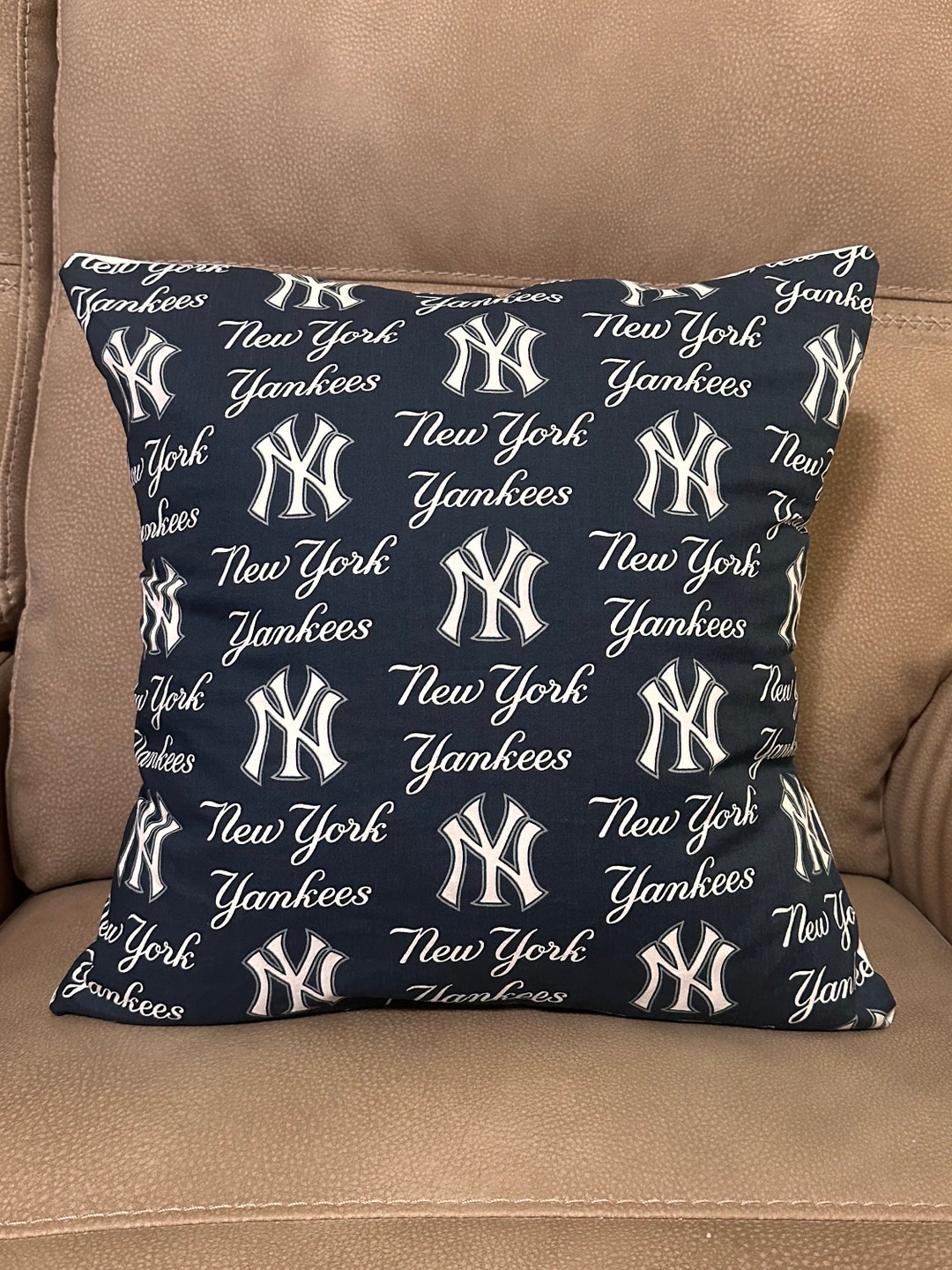 New York Yankees Handmade 18x18 Throw Pillow - MLB Baseball NYC NYY ...