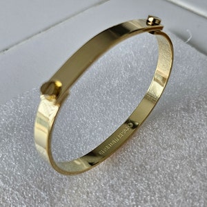 Aldo cipullo friendship bracelet store
