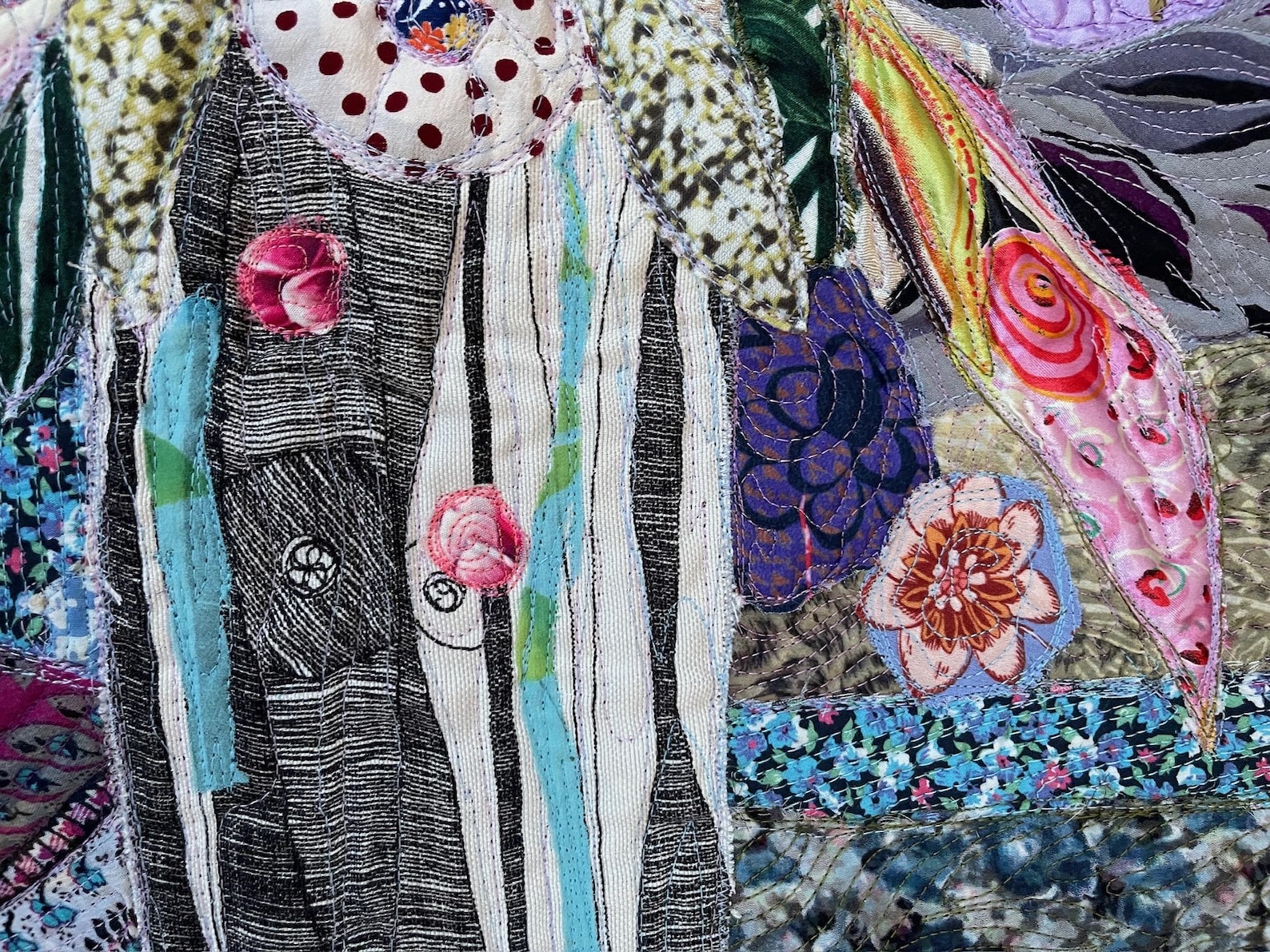 Graphic Still Life - Floral Artwork for Gift, Wall Art Quilt, Modern ...