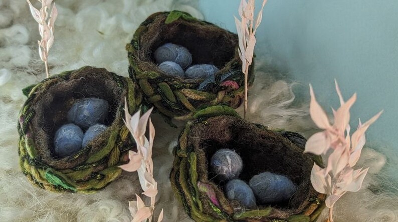 Miniature Felt Birds Nest With 3 Felt Eggs, Wool Easter Decoration ...