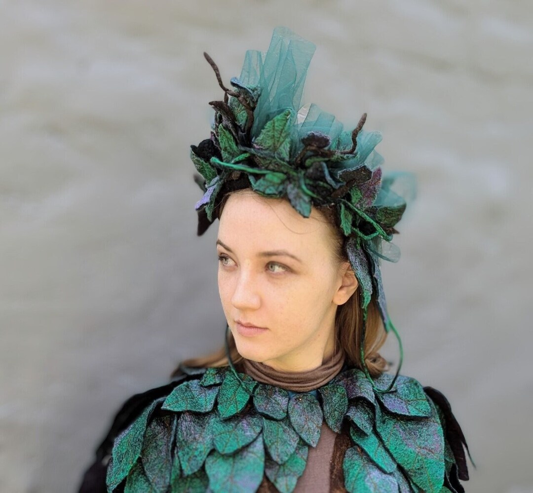 Wool Leaf Crown: Enchanted Forest Headdress, LARP Cosplay - Etsy