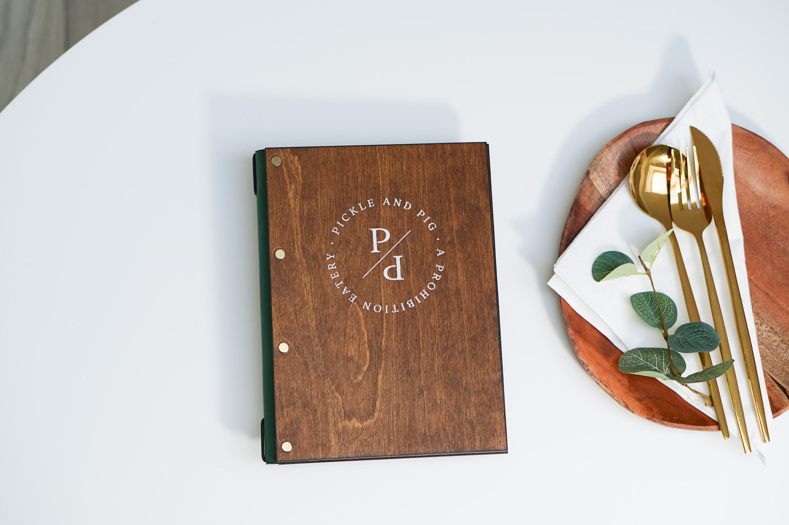 Custom Wooden Menu Cover: Leather Restaurant Menu Folder - Etsy