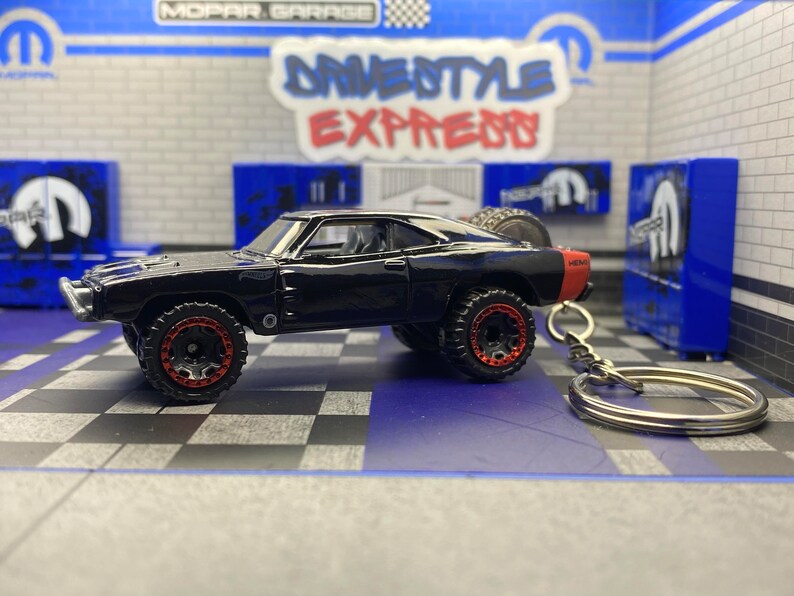 Fast & Furious 70's Dodge Charger Hotwheels Keychain - Etsy