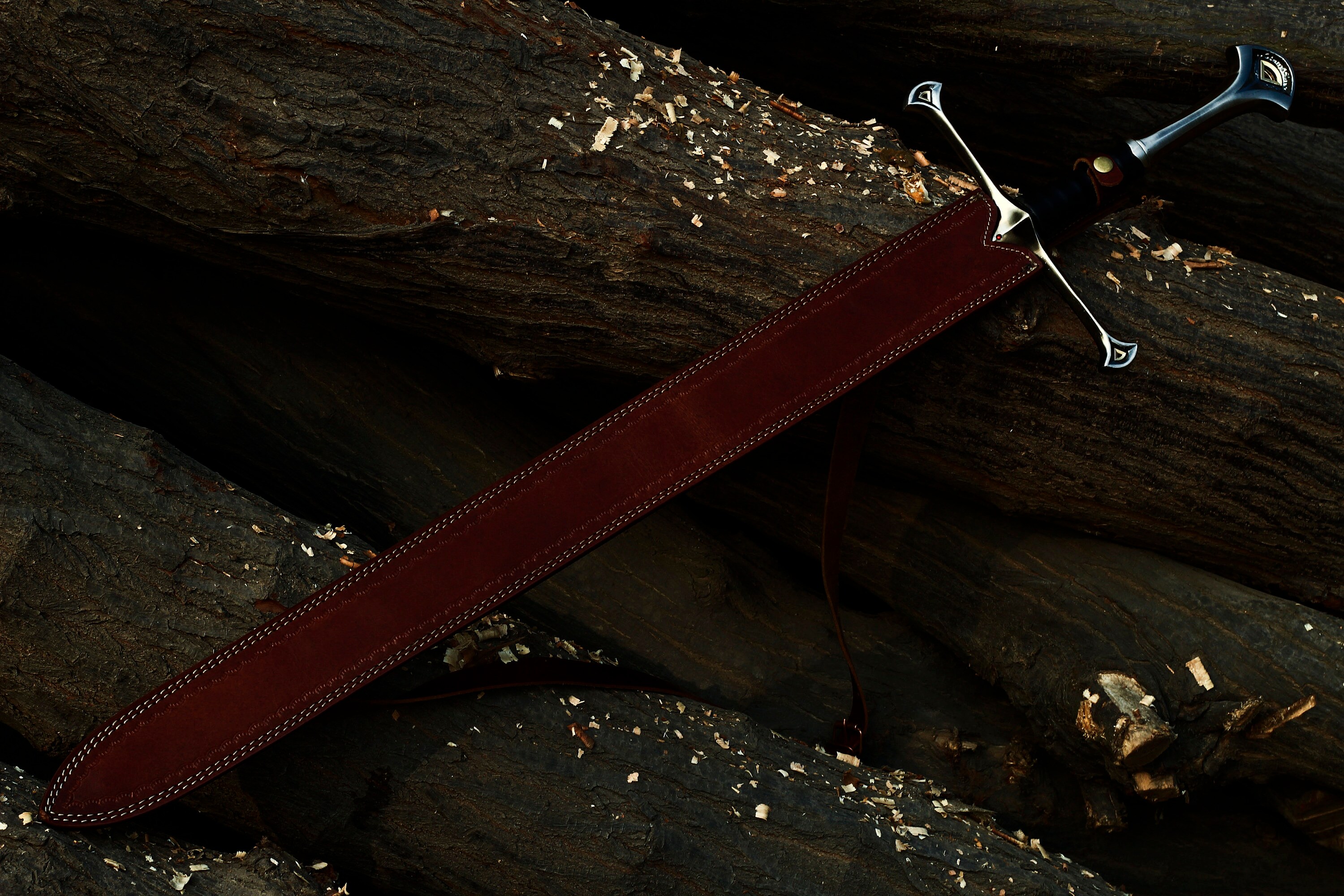 Narsil Sword Custom Handmade Damascus Steel Sword King Aragorn Sword ...