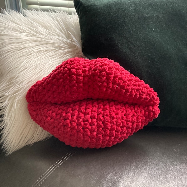 Lips Pillow - Etsy