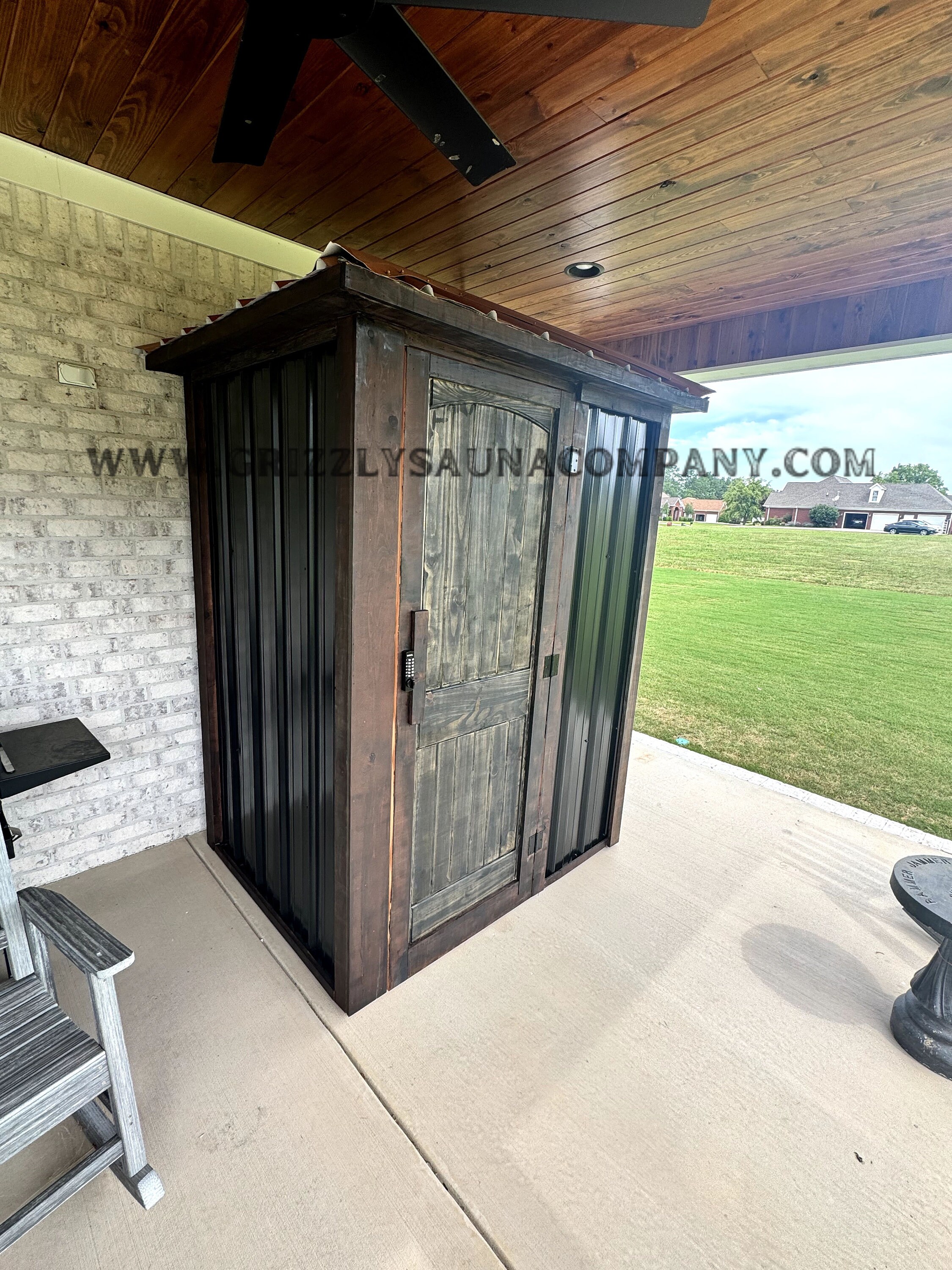 The HOT BOX Grizzly Sauna Harvia Electric SW80 Heater With Rocks ...