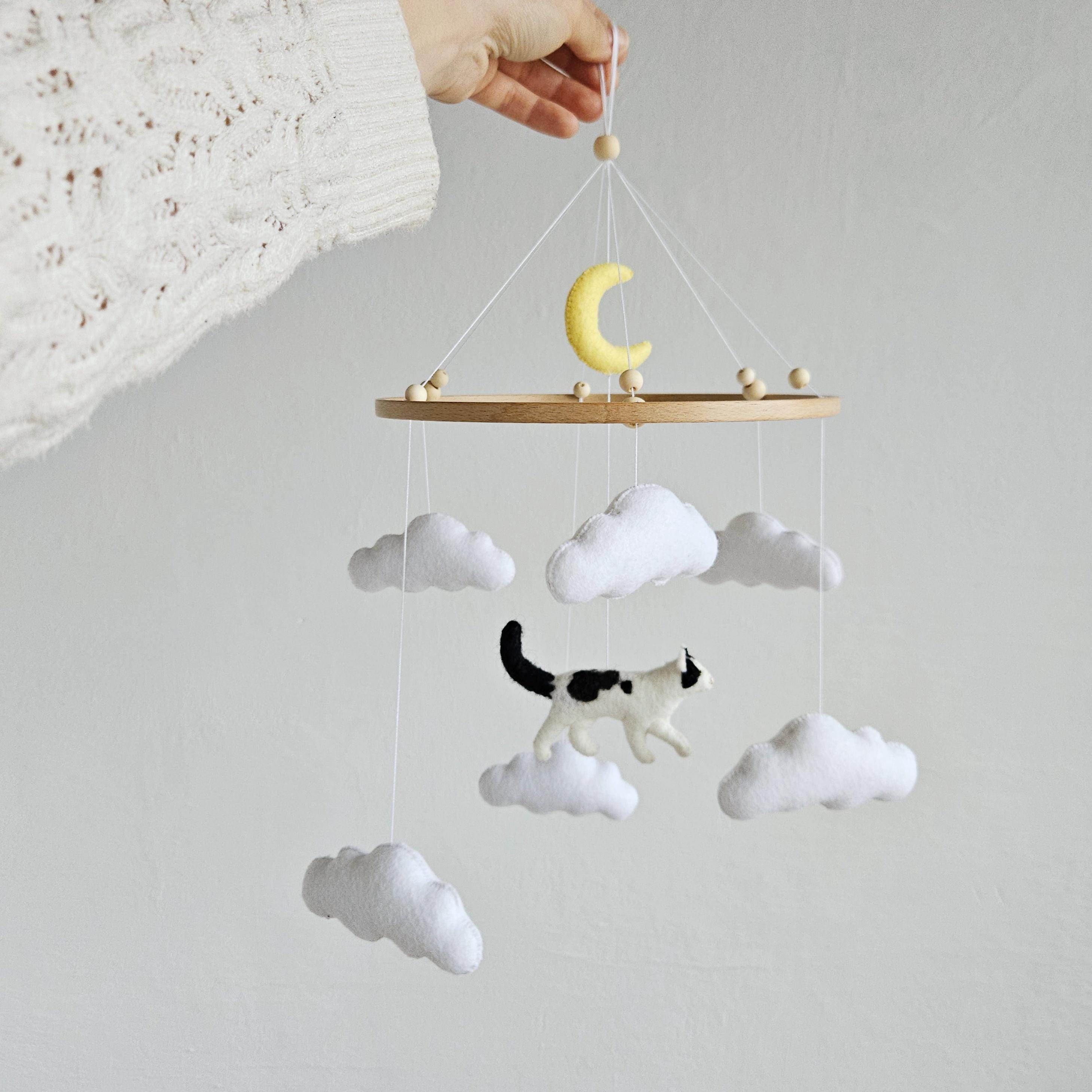 Felt Cat Baby Mobile, Moon, Clouds, Nursery Decor, Baby Shower Gift - Etsy