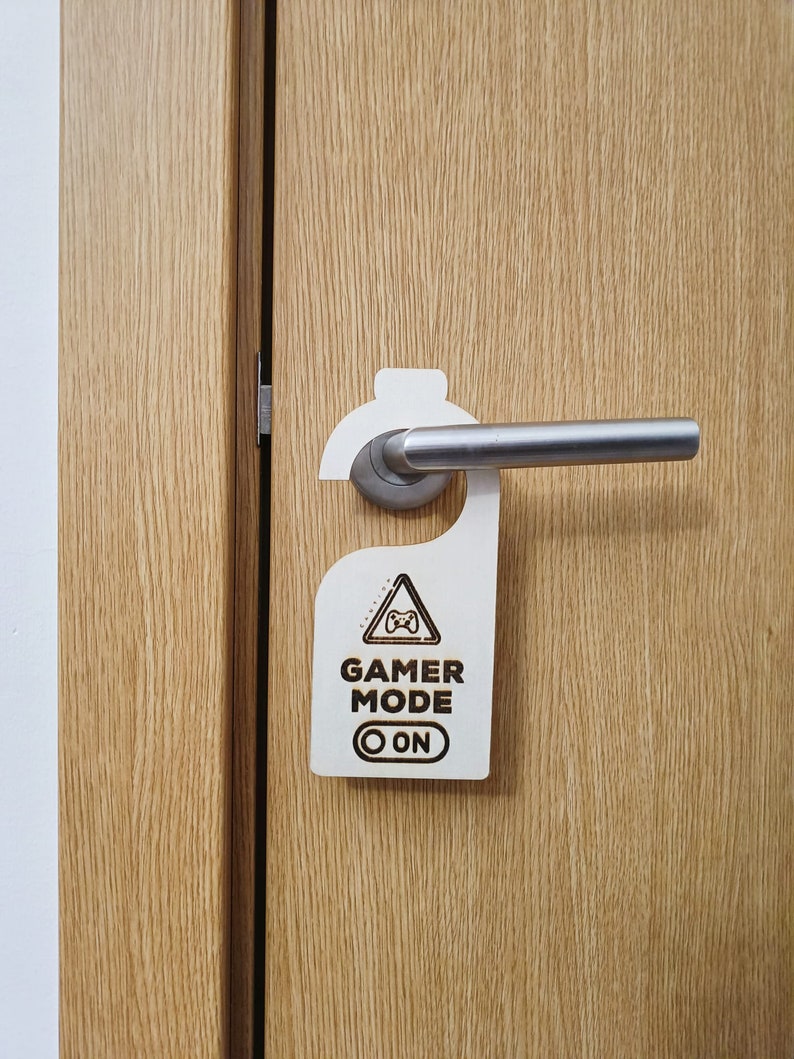 Customizable Door Hanger Wooden Door Sign Personalized Do Not Disturb