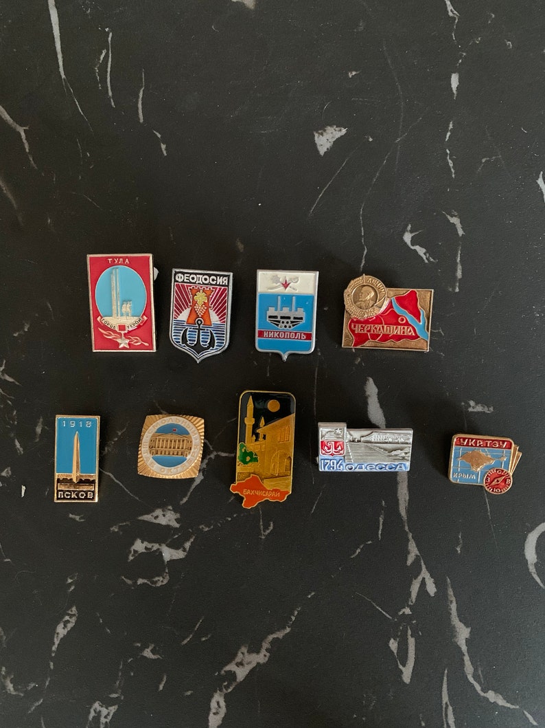 Vintage, USSR City, Retro Soviet Union Pins / USSR Badge, Pin, Medal ...