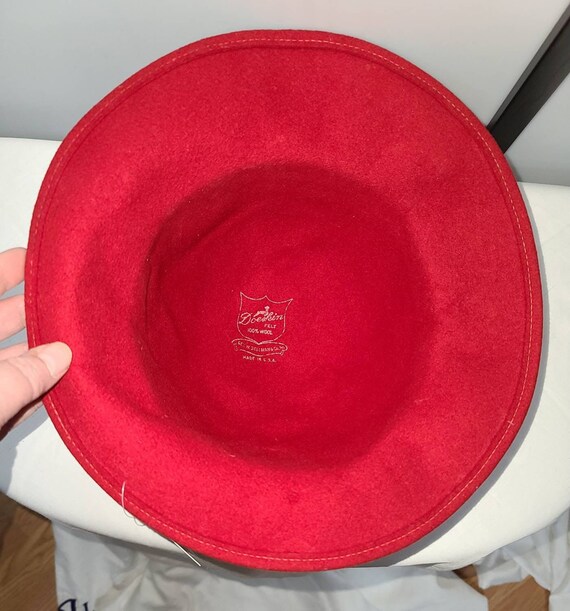 Vintage red hat 1960s 70s red felt bowler hat large r… - Gem