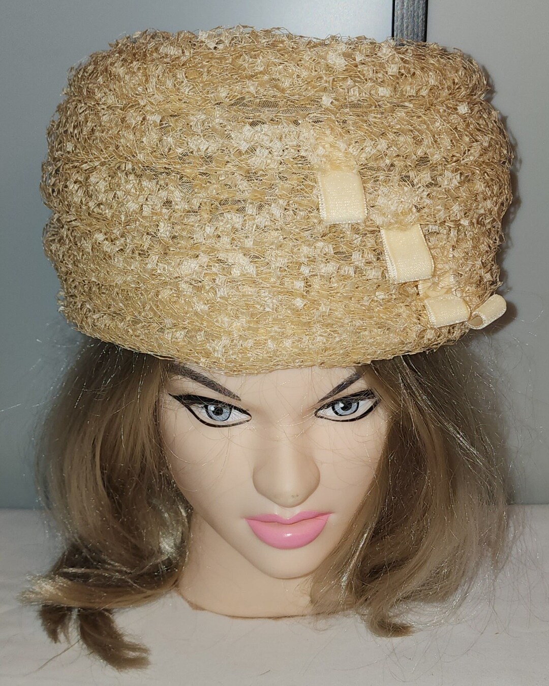 Vintage Schiaparelli Hat 1950s 60s Round Light Yellow Beige Net Tulle ...