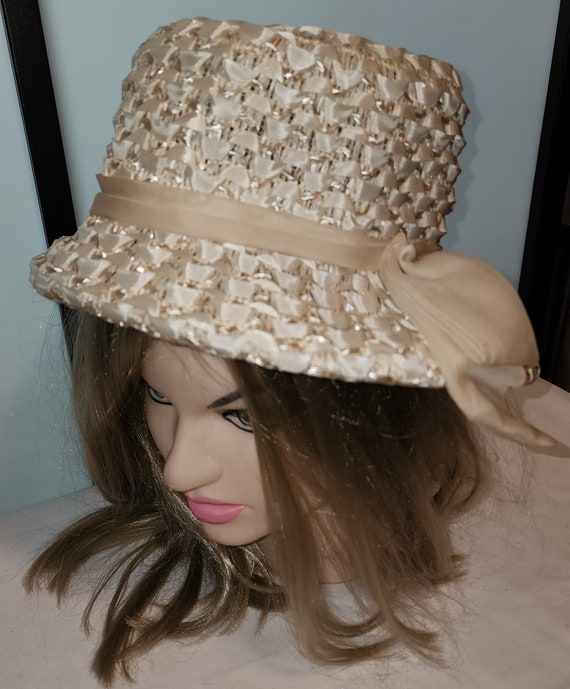 Vintage summer hat 1950s 60s tall round cream straw r… - Gem