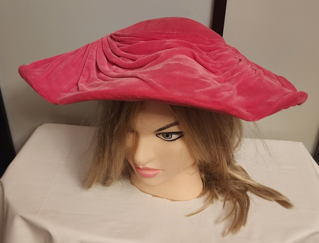 Vintage Platter Hat 1950s Large Pink Velvet Saucer Hat Pleated Draped ...