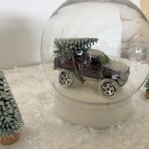 Die Cast Cars in a Waterless Snow Globe/winter Setting - Etsy