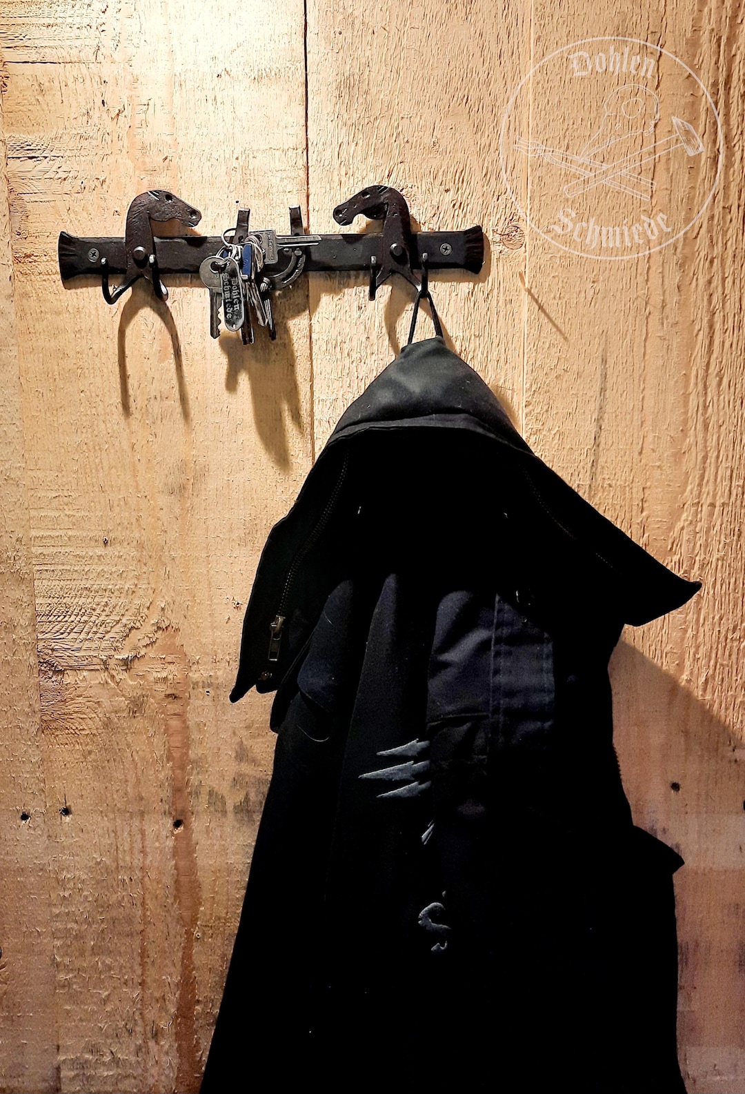 Hand-forged Coat Rack With Horse Heads and Horseshoes - Etsy