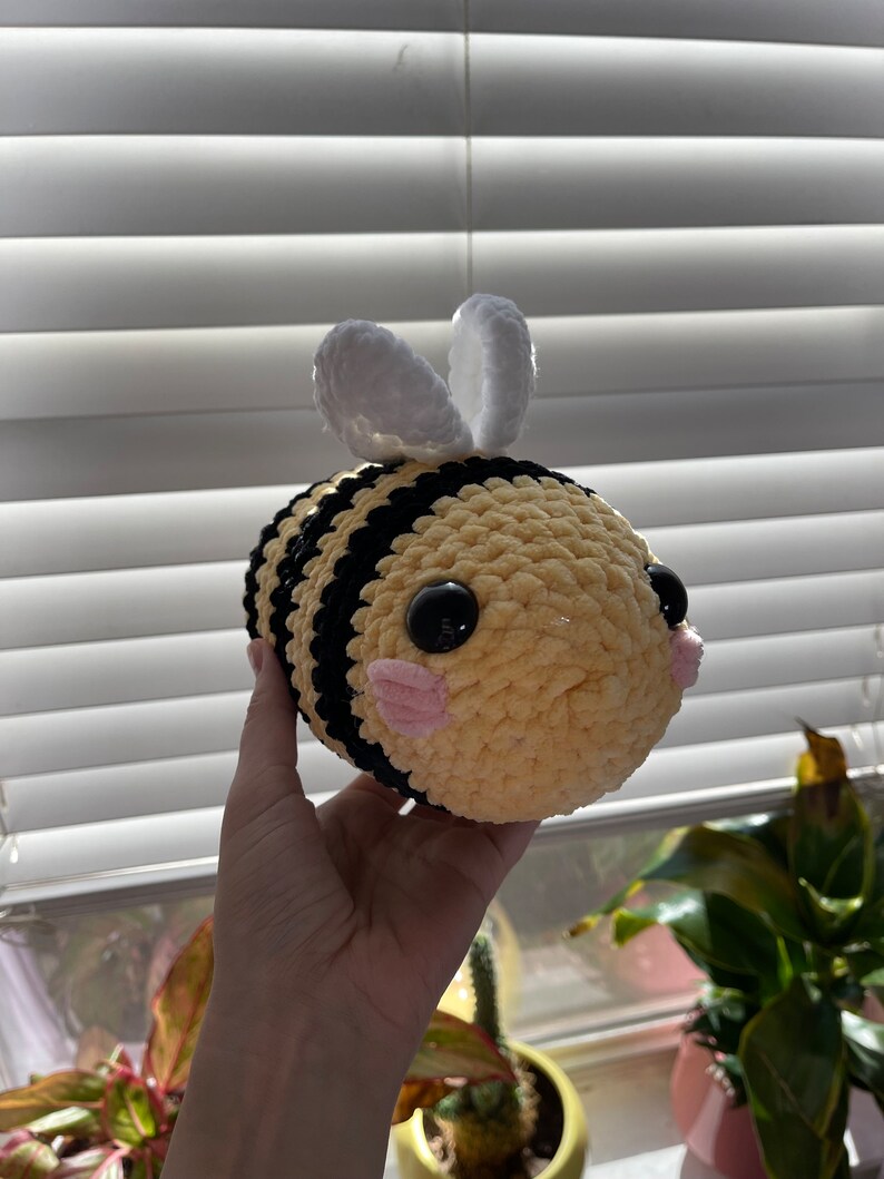 Jumbo Crochet Bee - Etsy