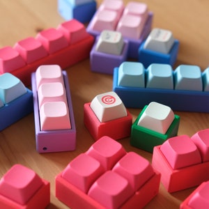 Keyboard KEYCAPS FIDGET Desk Toys KEYCHAIN - Mechanical Fidget Switches ...