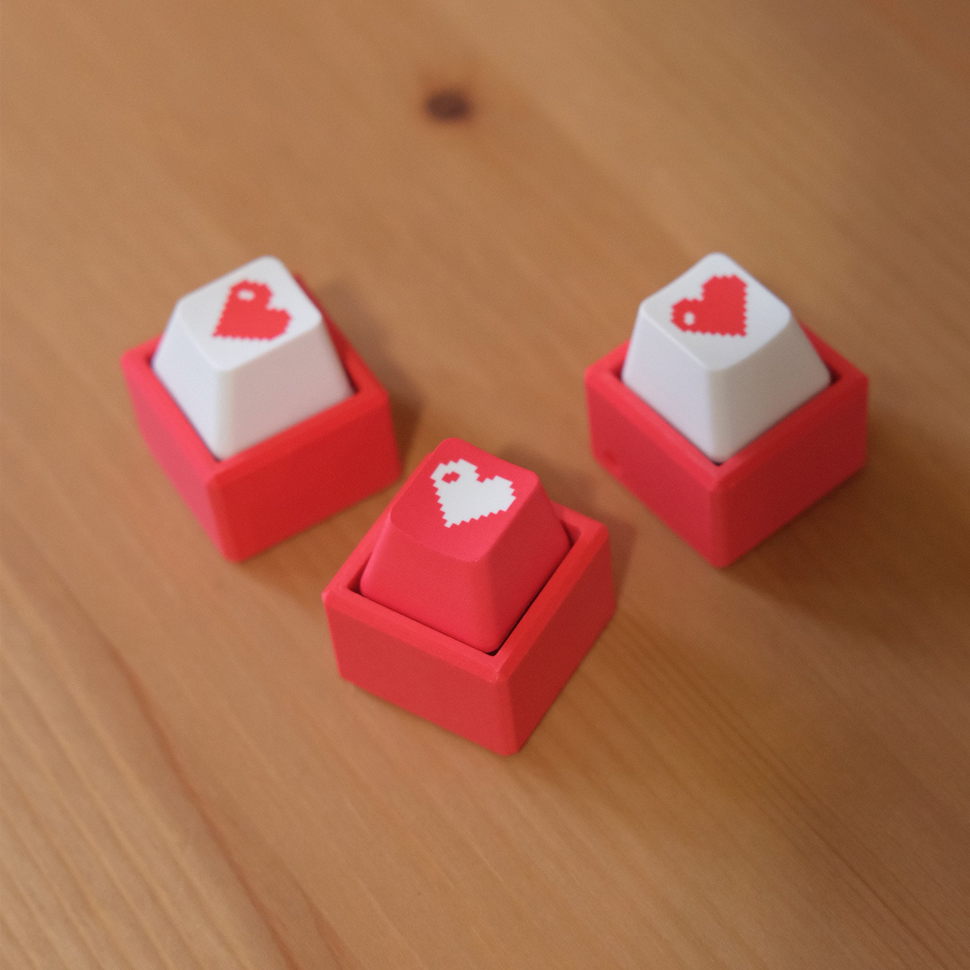 Hearts KEYCAPS FIDGET Desk Toys KEYCHAIN Mechanical Fidget Pixel Heart ...