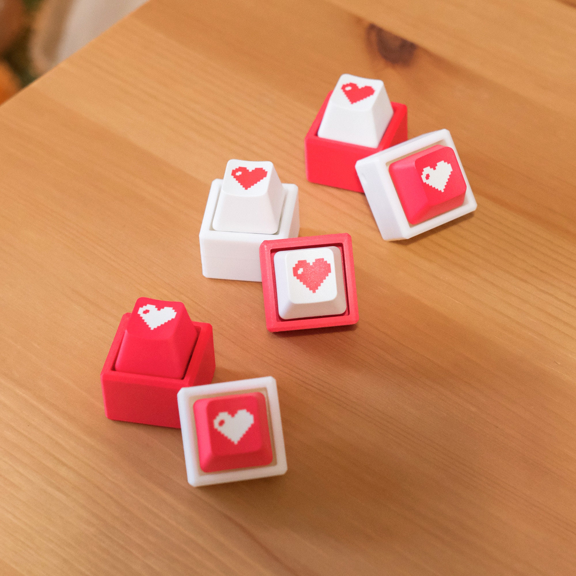 Hearts KEYCAPS FIDGET Desk Toys KEYCHAIN Mechanical Fidget Pixel Heart ...