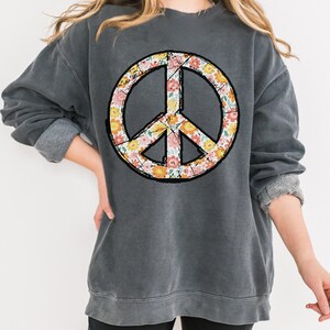 Floral Peace Sign Sweatshirt Retro Hippie Crewneck Jumper Boho Pullover ...
