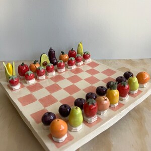 Fruits Vs. Wannabe Veg Chess Set Fruit Vegetable Themed Unique Chess ...