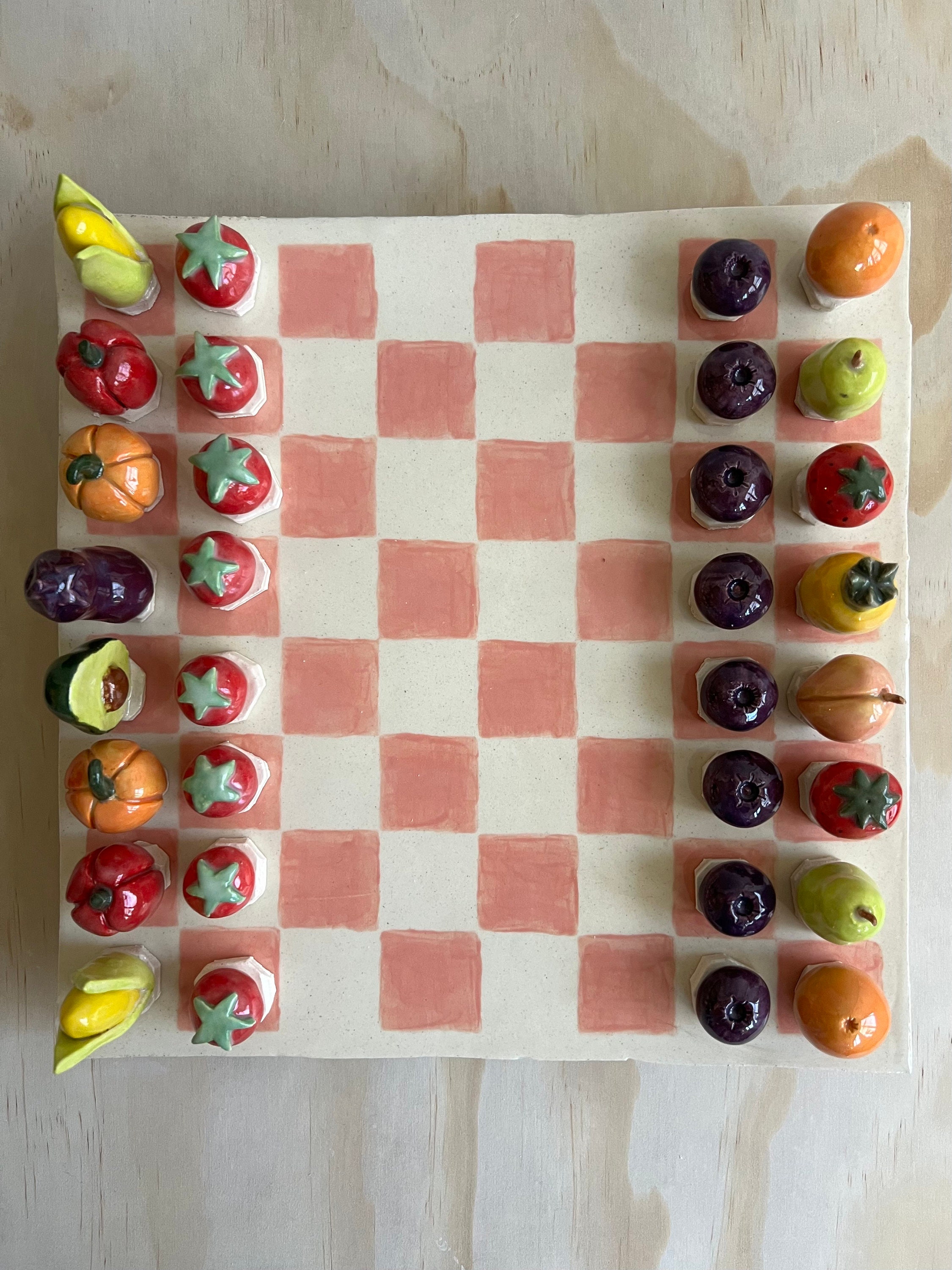 Fruits Vs. Wannabe Veg Chess Set Fruit Vegetable Themed Unique Chess ...