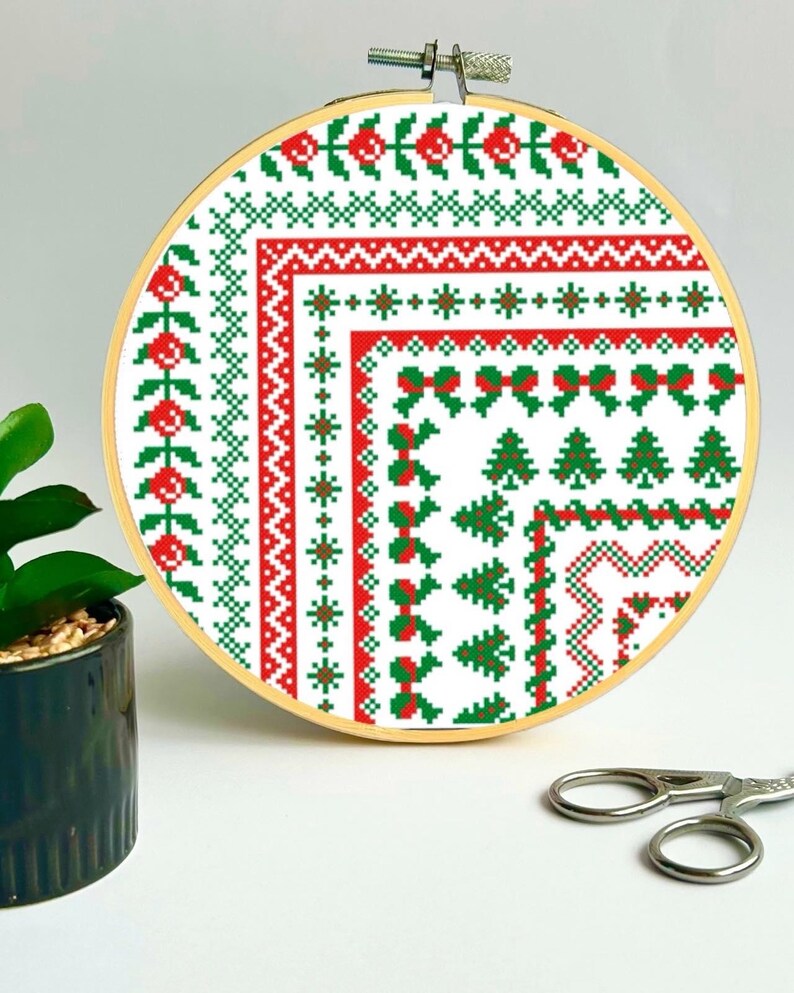 Christmas Border Cross Stitch Pattern, Cross Stitch Frames, Holiday ...