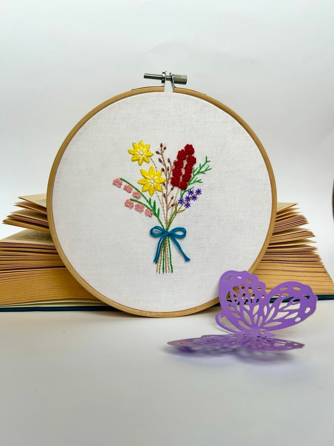 Wildflowers Bouquet Embroidery, Floral Embroidery With Video Tutorial ...