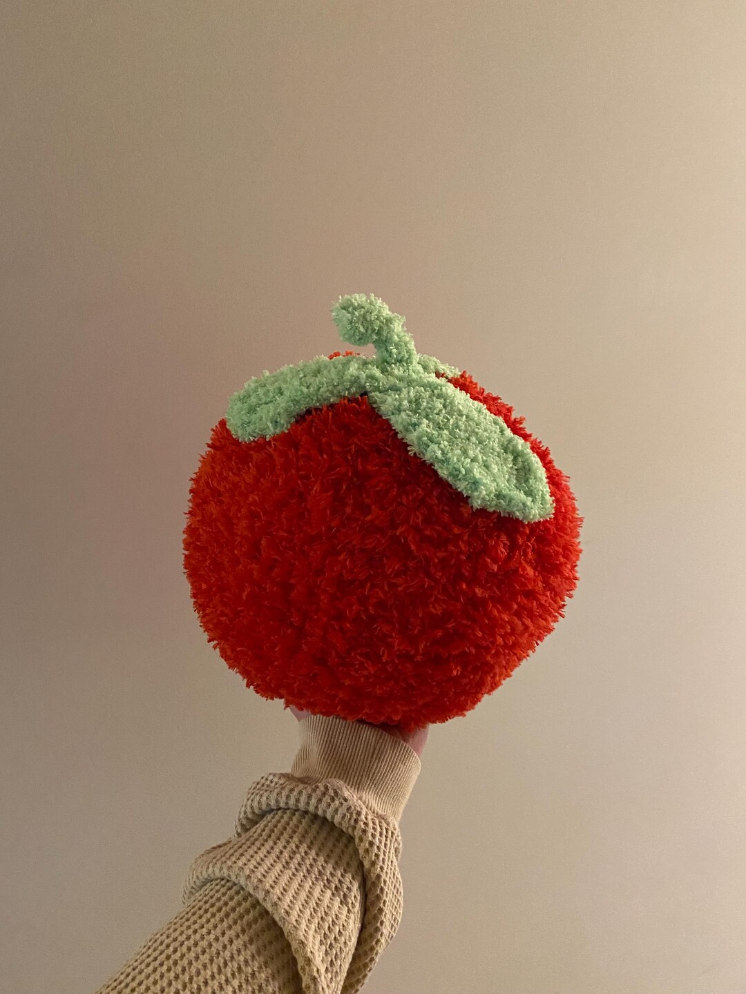 Small Tomato Amigurumi Pillow - Handmade Crochet Plush - Etsy