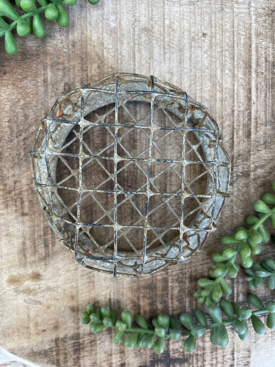 Vintage Metal Flower Frog - Vintage Thin Metal Flower Frog - Thin Wire ...