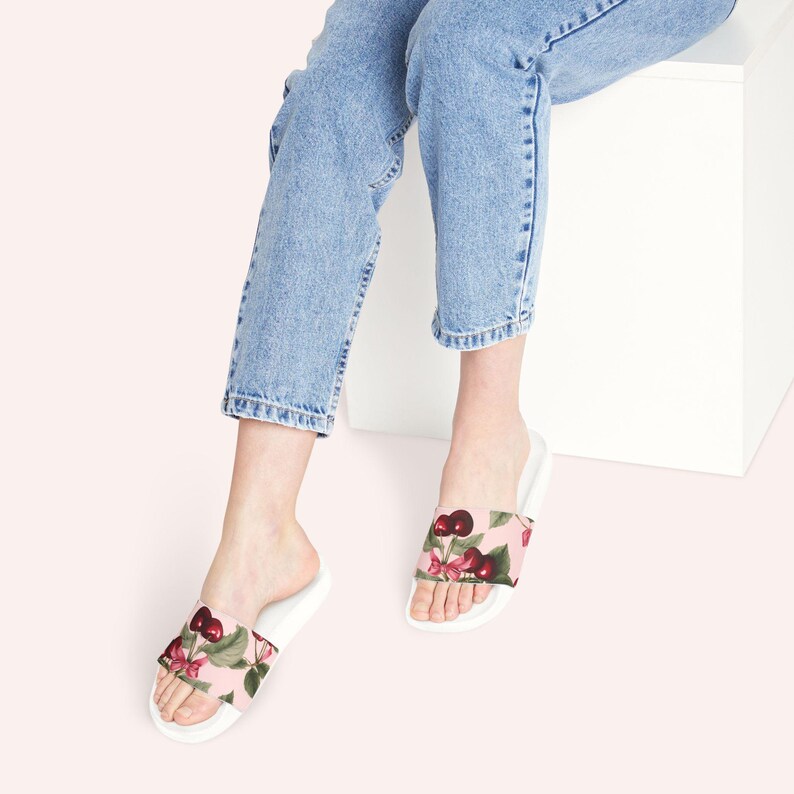 Women's Cherry Print Slide Sandals Blushpink Cherries Coquetteful Pink ...