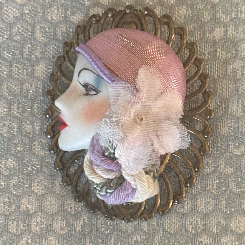 Flapper Girl Brooch - Etsy