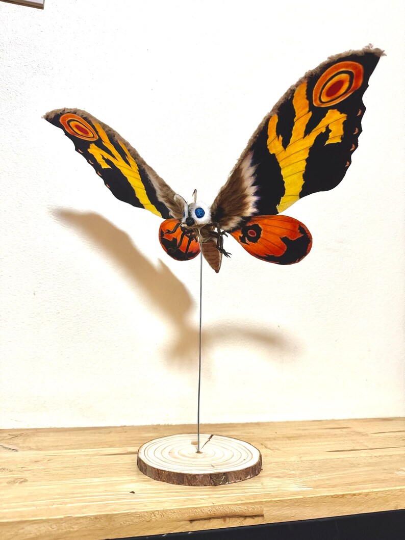 Mothra 2003 Tokyo SOS Statue. Realistic Mothra Sculpture. - Etsy
