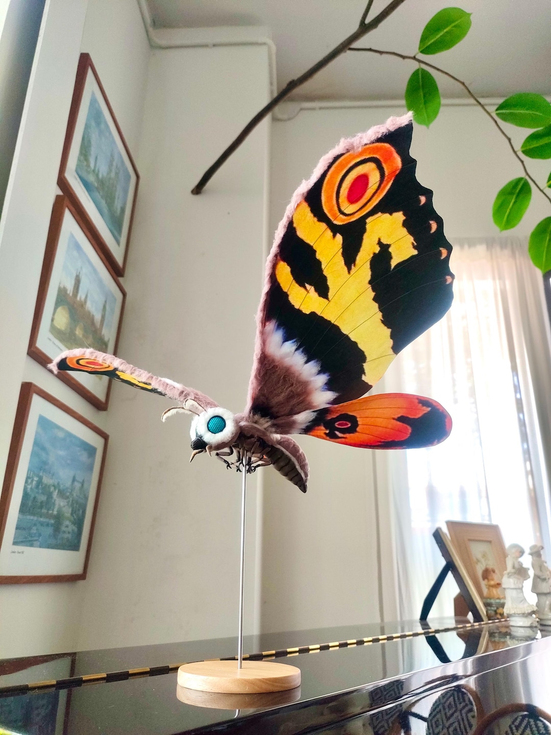 Mothra 2003 Tokyo SOS Statue. 70cm Wingspan. Realistic Mothra With ...