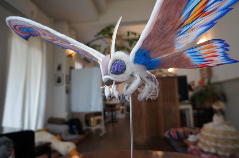 Eternal Mothra Statue: Rebirth of Mothra 1998 Sculpture (60cm Wingspan ...