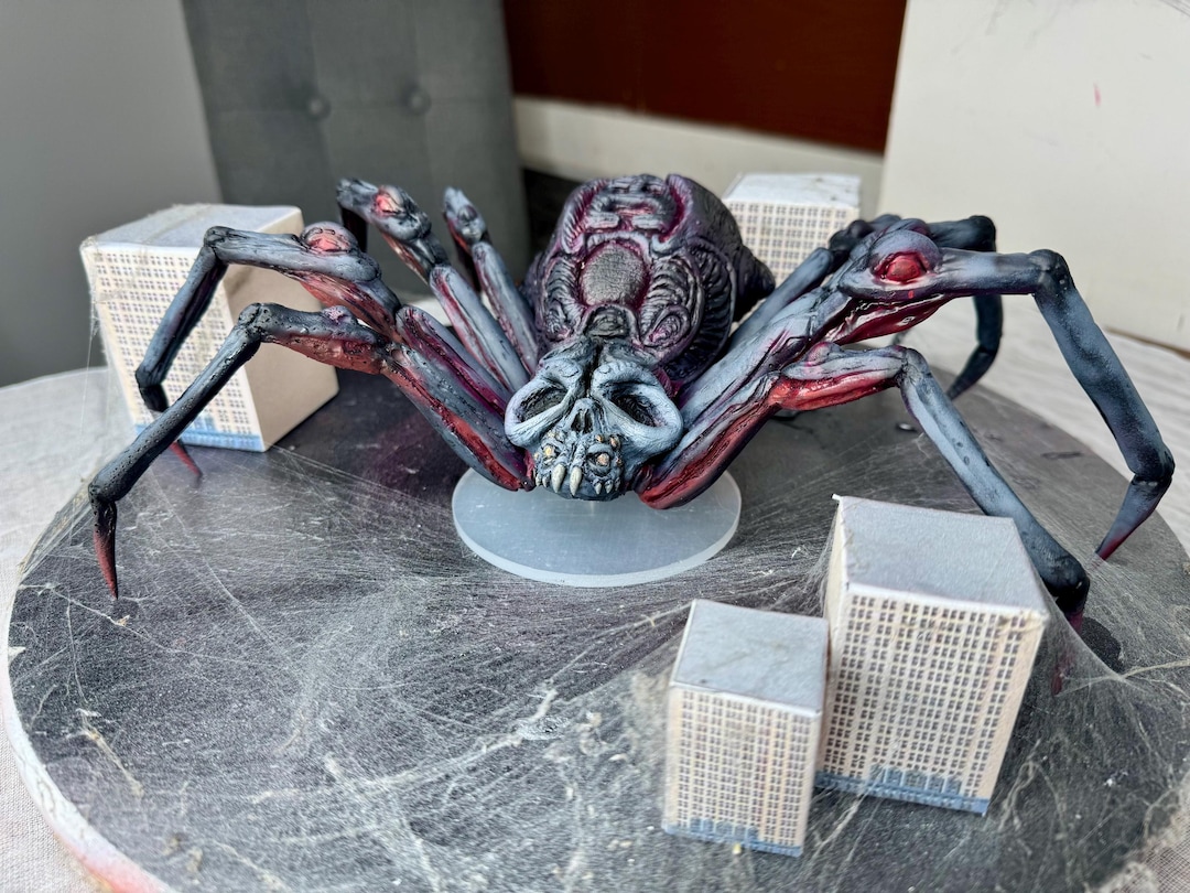 Titanus Abaddon Sculpture. Kong Survivor Instinct Villain. Spider Titan ...