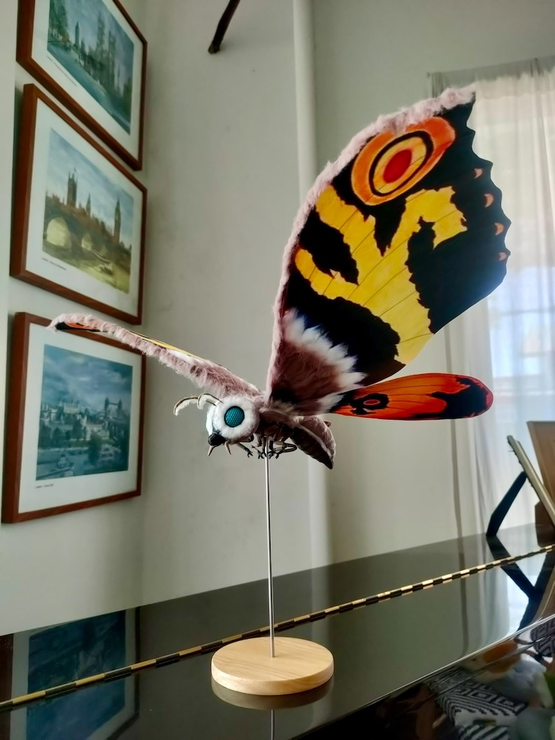 Mothra 2003 Tokyo SOS Statue. 70cm Wingspan. Realistic Mothra With ...